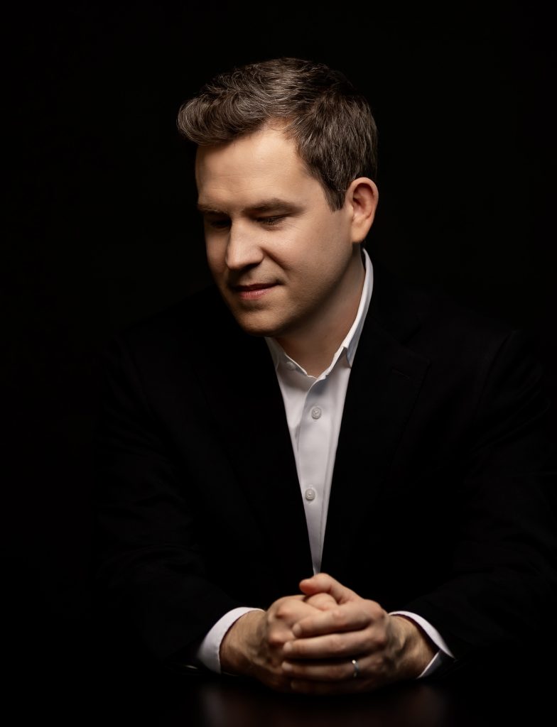 About - Richard McKay - Conductor | Official Website